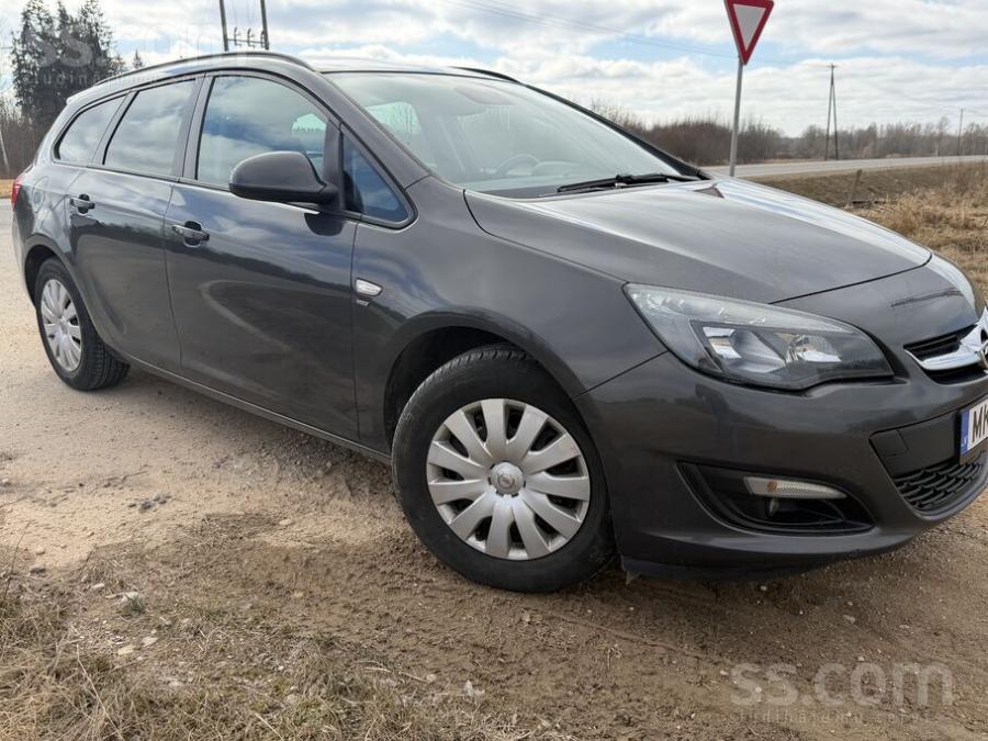Pelēks Opel Astra 2014 Gulbene, ar dzinēja tilpumu 1.70 L un nobraukumu 300 tūkst. km par 3400 €, foto 3 vietnē AUTOMOTO.COM.LV