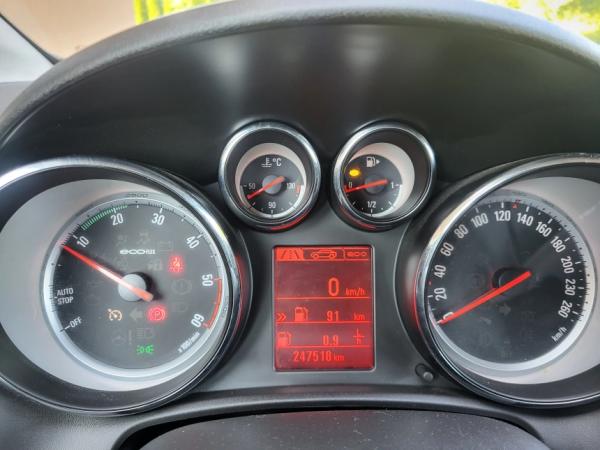 Pelēks Opel Astra 2014 Rīga, ar dzinēja tilpumu 1.70 L un nobraukumu 248 tūkst. km par 4990 €, foto 5 vietnē AUTOMOTO.COM.LV