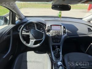 Pelēks Opel Astra 2014 Rīga, ar dzinēja tilpumu 1.60 L un nobraukumu 304 tūkst. km par 2150 €, foto 8 vietnē AUTOMOTO.COM.LV