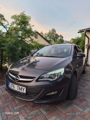 Grey Opel Astra 2014 in Tartu, with an engine capacity of 1.60 L and mileage of 268 thousand km for 4999 €, photo  on AUTOMOTO.COM.LV