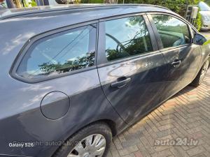 Grey Opel Astra 2014 in Tartu, with an engine capacity of 1.60 L and mileage of 268 thousand km for 4999 €, photo 9 on AUTOMOTO.COM.LV