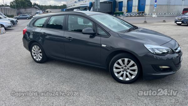 Grey Opel Astra 2014 in Tallinn, with an engine capacity of 1.70 L and mileage of 281 thousand km for 4180 €, photo 1 on AUTOMOTO.COM.LV