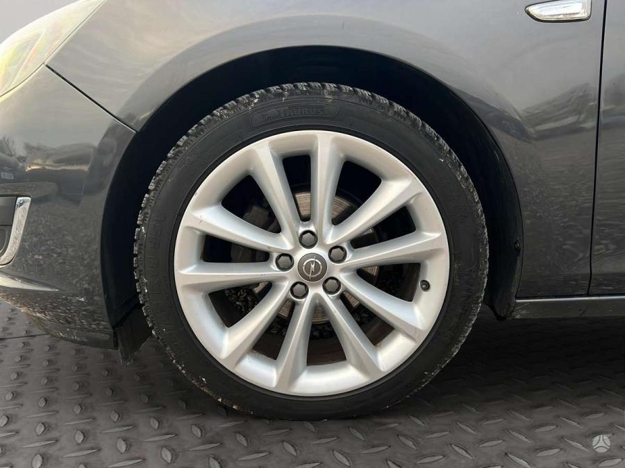 Pelēks Opel Astra 2014 Kauņa, ar dzinēja tilpumu 1.40 L un nobraukumu 149 tūkst. km par 6499 €, foto 19 vietnē AUTOMOTO.COM.LV