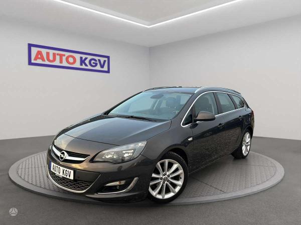 Grey Opel Astra 2014 in Kaunas, with an engine capacity of 1.40 L and mileage of 149 thousand km for 6499 €, photo 1 on AUTOMOTO.COM.LV