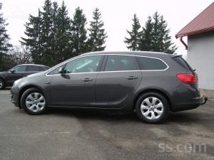 Grey Opel Astra 2014 in Riga, with an engine capacity of 1.70 L and mileage of 231 thousand km for 5850 €, photo 5 on AUTOMOTO.COM.LV