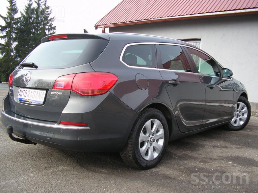 Grey Opel Astra 2014 in Riga, with an engine capacity of 1.70 L and mileage of 231 thousand km for 5850 €, photo 11 on AUTOMOTO.COM.LV