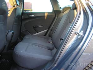 Grey Opel Astra 2014 in Riga, with an engine capacity of 1.70 L and mileage of 231 thousand km for 5850 €, photo 19 on AUTOMOTO.COM.LV