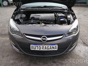 Grey Opel Astra 2014 in Riga, with an engine capacity of 1.70 L and mileage of 231 thousand km for 5850 €, photo 27 on AUTOMOTO.COM.LV