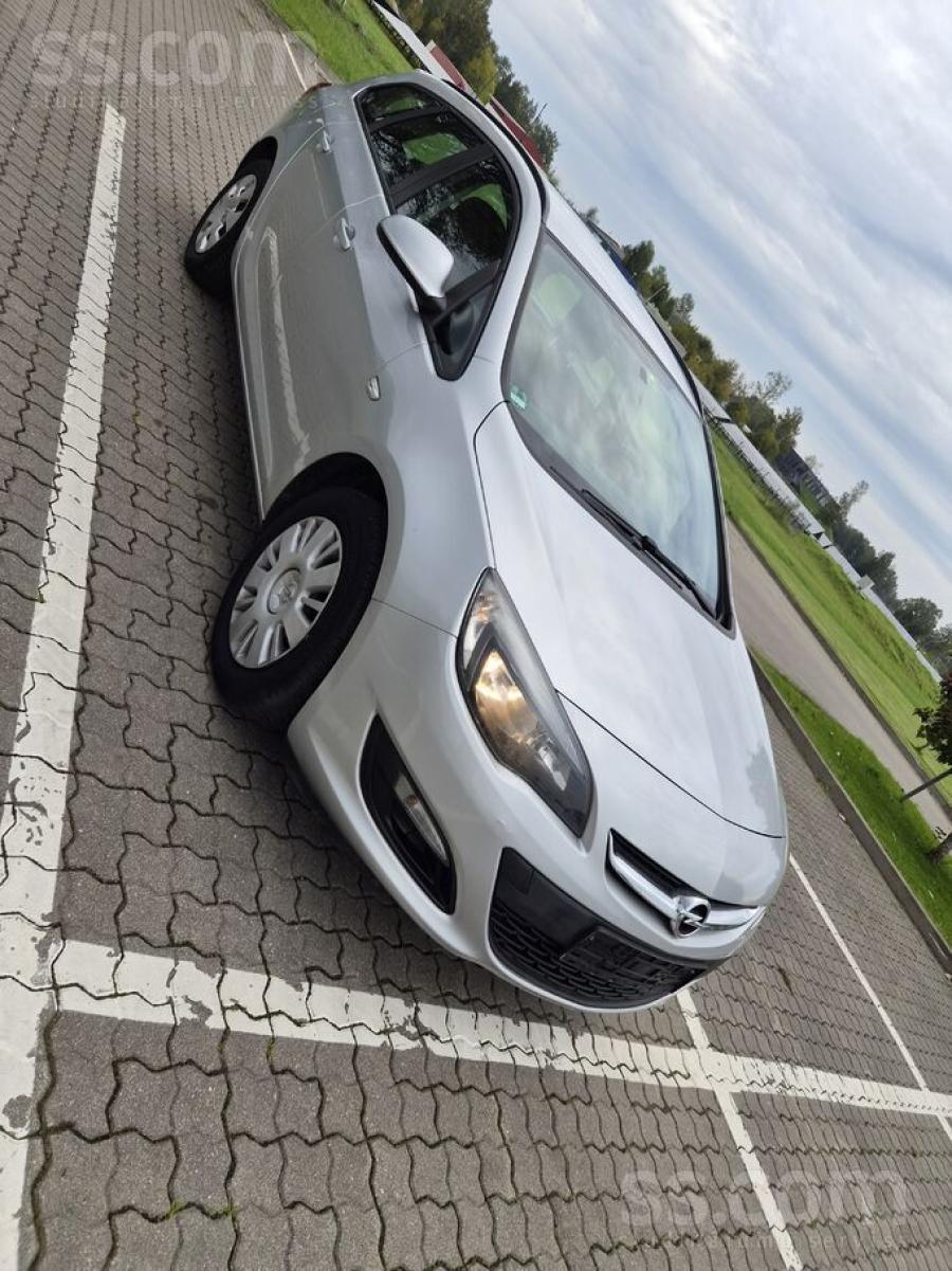 Pelēks Opel Astra 2014 Rīga, ar dzinēja tilpumu 1.60 L un nobraukumu 316 tūkst. km par 3890 €, foto 4 vietnē AUTOMOTO.COM.LV