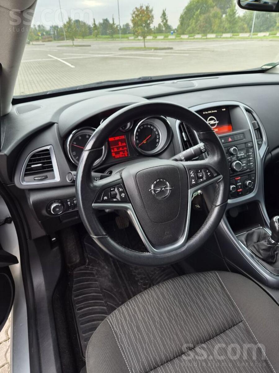 Pelēks Opel Astra 2014 Rīga, ar dzinēja tilpumu 1.60 L un nobraukumu 316 tūkst. km par 3890 €, foto 9 vietnē AUTOMOTO.COM.LV