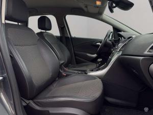 Grey Opel Astra 2014 in Kaunas, with an engine capacity of 1.40 L and mileage of 249 thousand km for 4499 €, photo 9 on AUTOMOTO.COM.LV