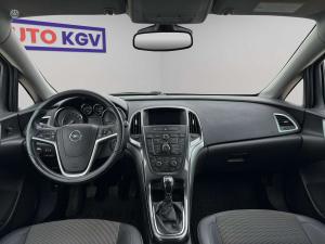 Grey Opel Astra 2014 in Kaunas, with an engine capacity of 1.40 L and mileage of 249 thousand km for 4499 €, photo 13 on AUTOMOTO.COM.LV