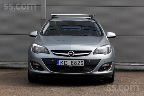 Grey Opel Astra 2015 in Riga, with an engine capacity of 1.40 L and mileage of 0 thousand km for 4400 €, photo 2 on AUTOMOTO.COM.LV