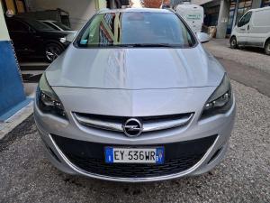 Pelēks Opel Astra 2015 Kauņa, ar dzinēja tilpumu 2.00 L un nobraukumu 239 tūkst. km par 3700 €, foto  vietnē AUTOMOTO.COM.LV