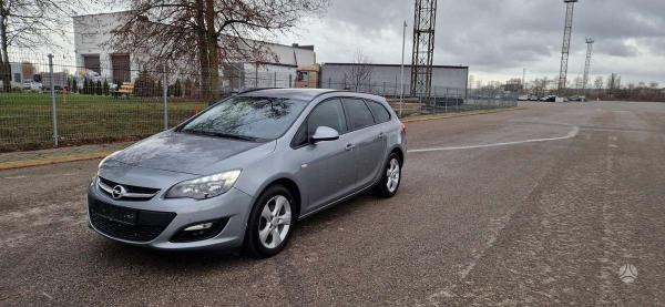 Pelēks Opel Astra 2015 Marijampole, ar dzinēja tilpumu 1.96 L un nobraukumu 250 tūkst. km par 3800 €, foto 1 vietnē AUTOMOTO.COM.LV