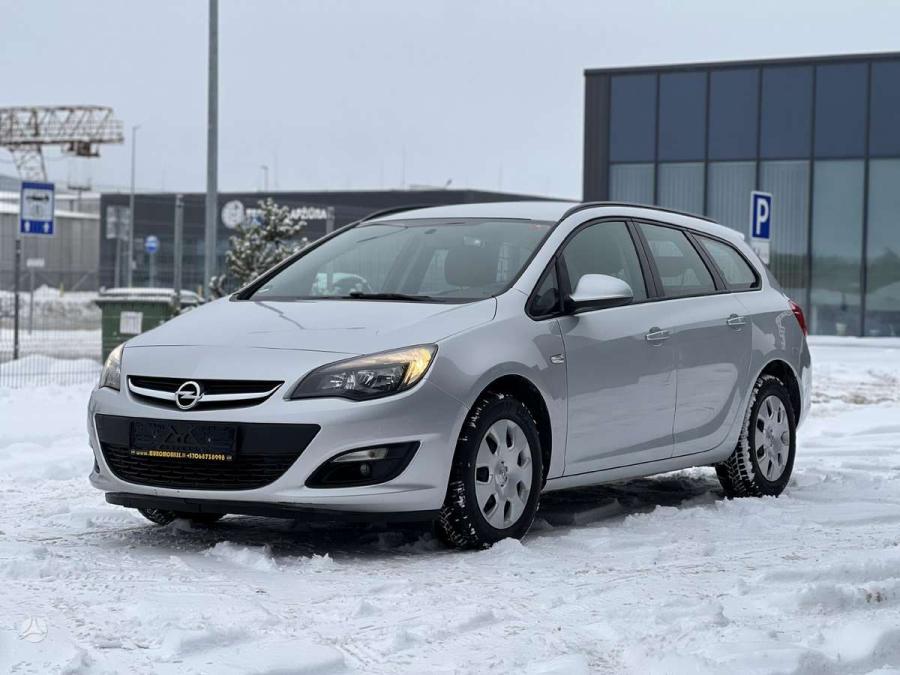 Pelēks Opel Astra 2015 Šauļi, ar dzinēja tilpumu 1.60 L un nobraukumu 338 tūkst. km par 3700 €, foto 2 vietnē AUTOMOTO.COM.LV