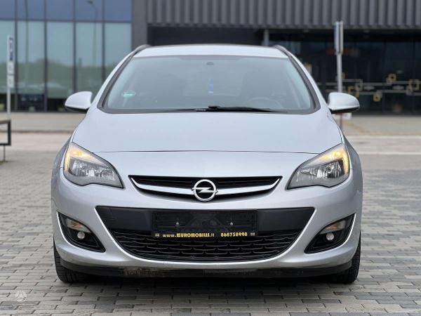 Pelēks Opel Astra 2015 Šauļi, ar dzinēja tilpumu 1.60 L un nobraukumu 275 tūkst. km par 4200 €, foto 3 vietnē AUTOMOTO.COM.LV