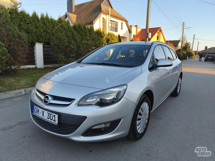 Pelēks Opel Astra 2015 Mažeikiai, ar dzinēja tilpumu 1.60 L un nobraukumu 178 tūkst. km par 4250 €, foto 1 vietnē AUTOMOTO.COM.LV
