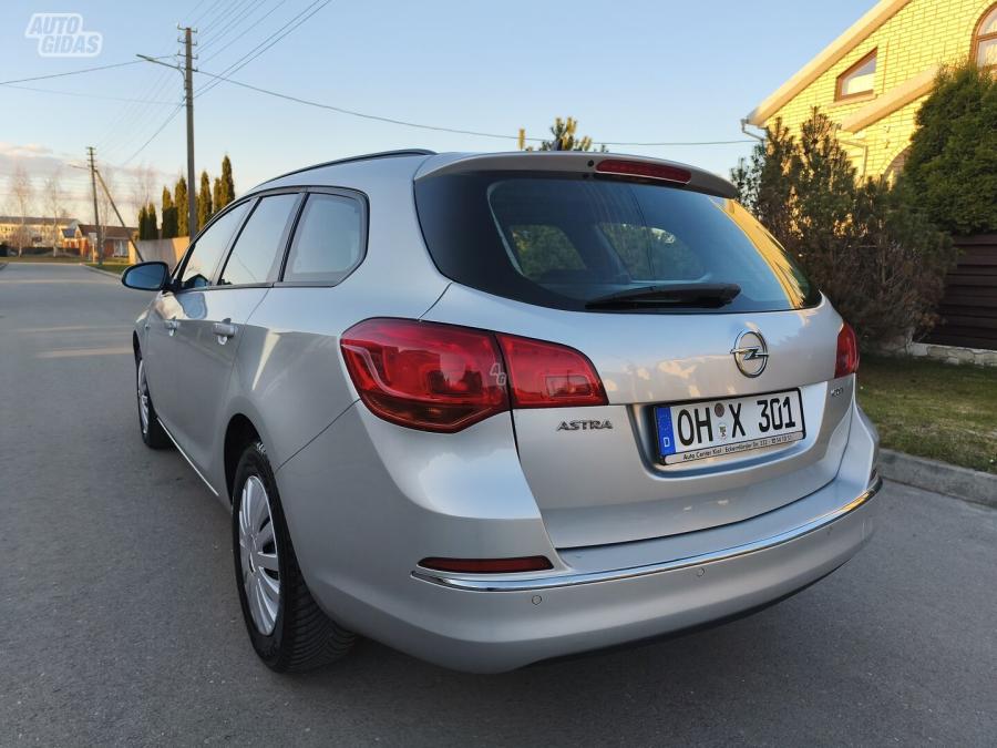 Pelēks Opel Astra 2015 Mažeikiai, ar dzinēja tilpumu 1.60 L un nobraukumu 178 tūkst. km par 4250 €, foto 4 vietnē AUTOMOTO.COM.LV