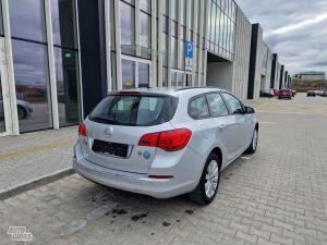 Grey Opel Astra 2015 in Vilnius, with an engine capacity of 1.60 L and mileage of 256 thousand km for 4999 €, photo 6 on AUTOMOTO.COM.LV