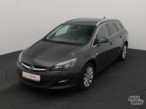 Grey Opel Astra 2015 in Vilnius, with an engine capacity of 1.60 L and mileage of 229 thousand km for 5499 €, photo  on AUTOMOTO.COM.LV