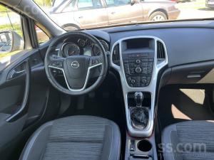 Pelēks Opel Astra 2015 Valmiera, ar dzinēja tilpumu 1.40 L un nobraukumu 0 tūkst. km par 5900 €, foto 9 vietnē AUTOMOTO.COM.LV