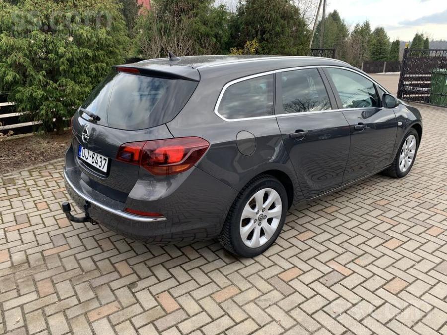 Pelēks Opel Astra 2015 Ogre, ar dzinēja tilpumu 1.60 L un nobraukumu 233 tūkst. km par 5350 €, foto 5 vietnē AUTOMOTO.COM.LV