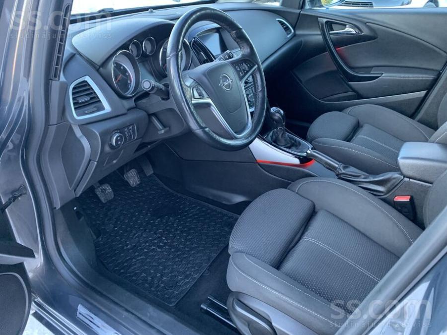 Pelēks Opel Astra 2015 Ogre, ar dzinēja tilpumu 1.60 L un nobraukumu 233 tūkst. km par 5350 €, foto 8 vietnē AUTOMOTO.COM.LV