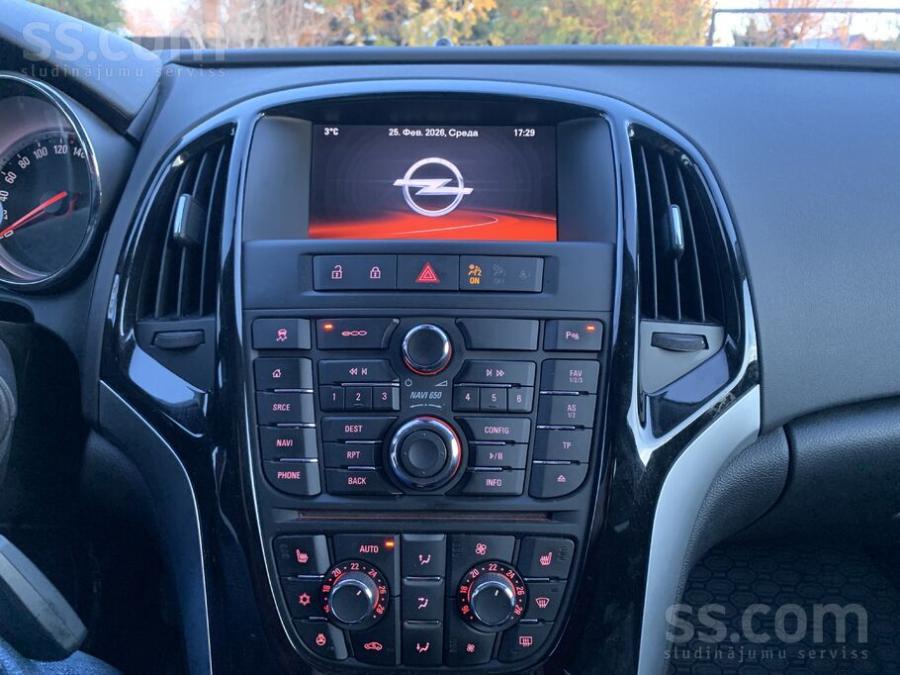 Pelēks Opel Astra 2015 Ogre, ar dzinēja tilpumu 1.60 L un nobraukumu 233 tūkst. km par 5350 €, foto 10 vietnē AUTOMOTO.COM.LV