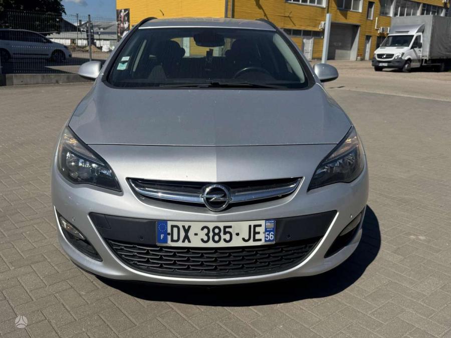Pelēks Opel Astra 2015 Tauragė, ar dzinēja tilpumu 1.60 L un nobraukumu 235 tūkst. km par 3350 €, foto 6 vietnē AUTOMOTO.COM.LV