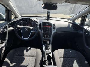 Pelēks Opel Astra 2015 Tauragė, ar dzinēja tilpumu 1.60 L un nobraukumu 235 tūkst. km par 3350 €, foto 9 vietnē AUTOMOTO.COM.LV