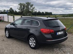 Grey Opel Astra 2015 in Cesis, with an engine capacity of 1.60 L and mileage of 0 thousand km for 4700 €, photo 5 on AUTOMOTO.COM.LV