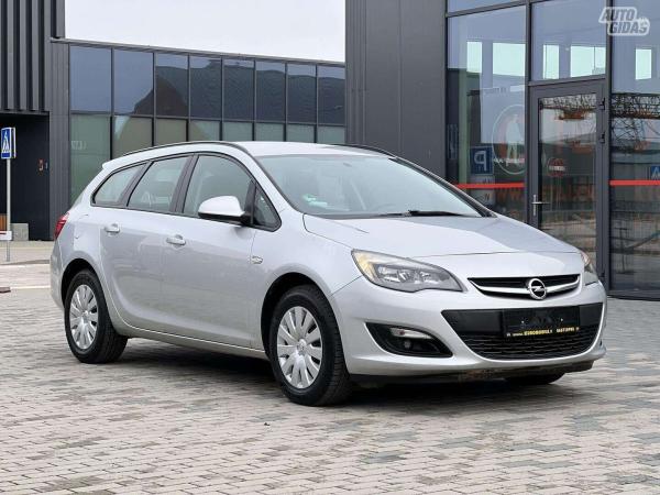 Pelēks Opel Astra 2015 Šauļi, ar dzinēja tilpumu 1.60 L un nobraukumu 338 tūkst. km par 3700 €, foto 2 vietnē AUTOMOTO.COM.LV