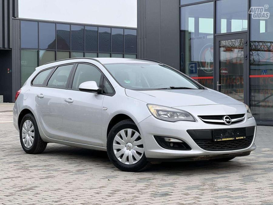Grey Opel Astra 2015 in Siauliai, with an engine capacity of 1.60 L and mileage of 338 thousand km for 3700 €, photo 12 on AUTOMOTO.COM.LV