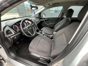 Grey Opel Astra 2015 in Siauliai, with an engine capacity of 1.60 L and mileage of 338 thousand km for 3700 €, photo 14 on AUTOMOTO.COM.LV