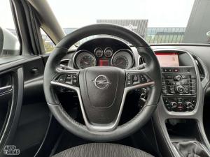 Grey Opel Astra 2015 in Siauliai, with an engine capacity of 1.60 L and mileage of 338 thousand km for 3700 €, photo 15 on AUTOMOTO.COM.LV