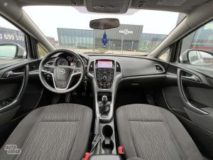 Grey Opel Astra 2015 in Siauliai, with an engine capacity of 1.60 L and mileage of 338 thousand km for 3700 €, photo 16 on AUTOMOTO.COM.LV