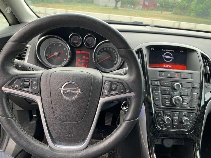 Pelēks Opel Astra 2015 Utena, ar dzinēja tilpumu 1.60 L un nobraukumu 139 tūkst. km par 3599 €, foto 6 vietnē AUTOMOTO.COM.LV