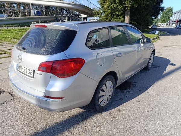 Pelēks Opel Astra 2015 Rīga, ar dzinēja tilpumu 1.60 L un nobraukumu 240 tūkst. km par 3300 €, foto 5 vietnē AUTOMOTO.COM.LV