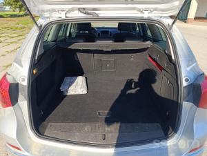 Grey Opel Astra 2015 in Riga, with an engine capacity of 1.60 L and mileage of 240 thousand km for 3300 €, photo 10 on AUTOMOTO.COM.LV