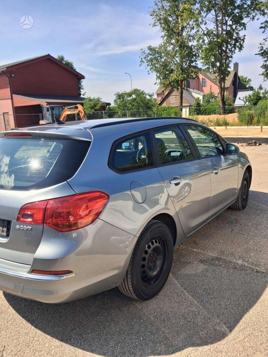Pelēks Opel Astra 2015 Rokiškis, ar dzinēja tilpumu 1.60 L un nobraukumu 181 tūkst. km par 3100 €, foto 5 vietnē AUTOMOTO.COM.LV