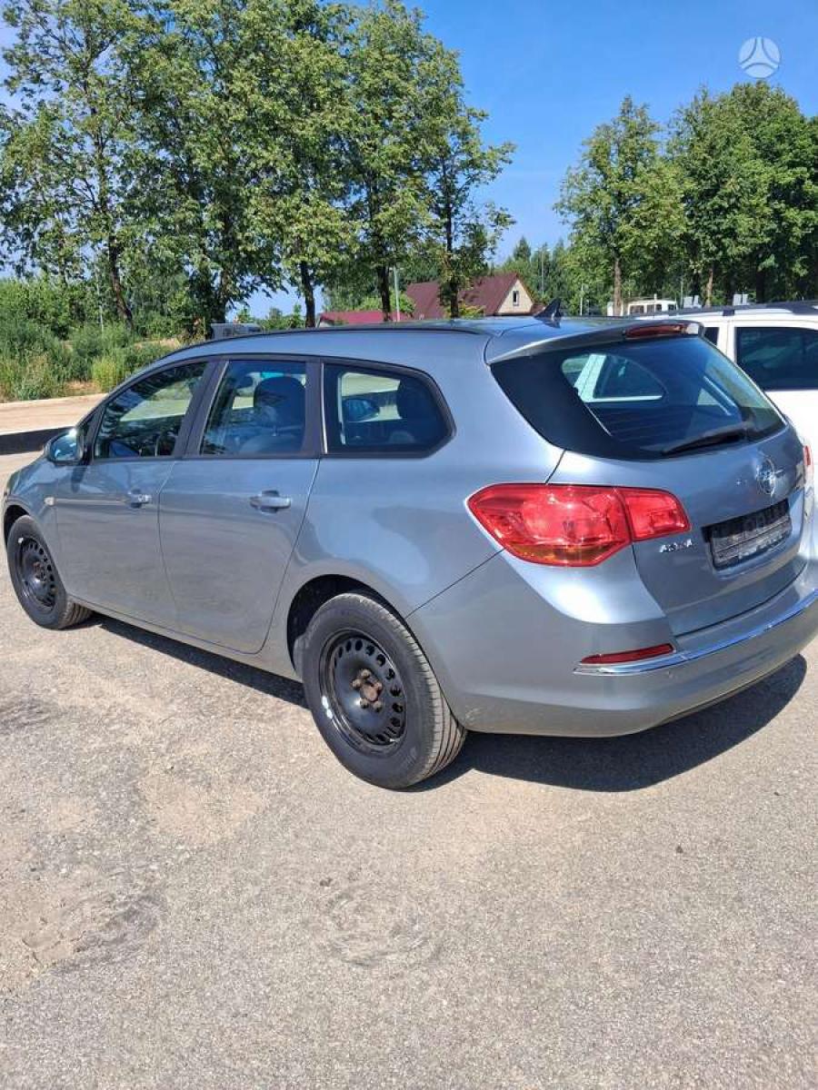 Pelēks Opel Astra 2015 Rokiškis, ar dzinēja tilpumu 1.60 L un nobraukumu 181 tūkst. km par 3100 €, foto 6 vietnē AUTOMOTO.COM.LV
