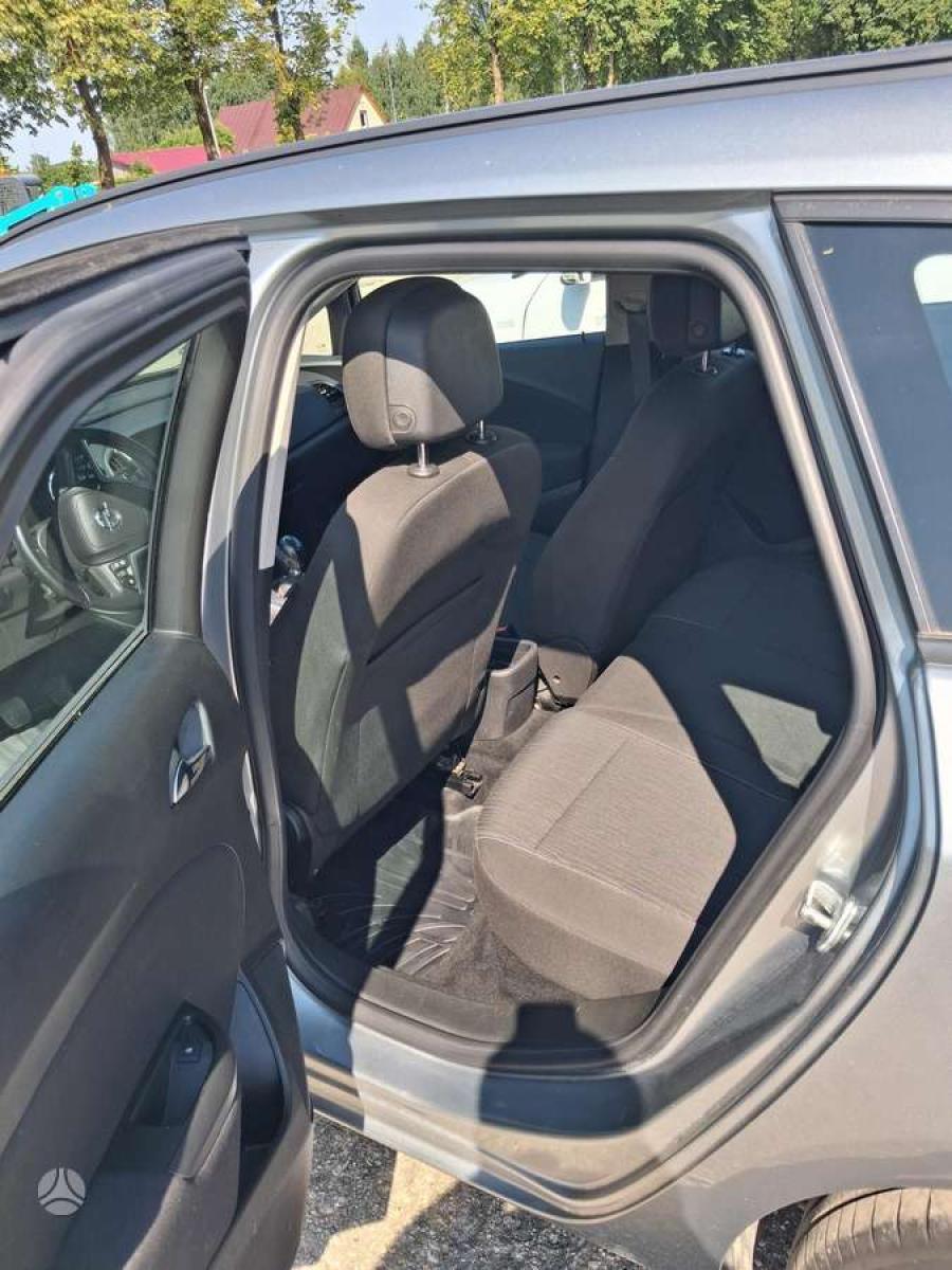 Pelēks Opel Astra 2015 Rokiškis, ar dzinēja tilpumu 1.60 L un nobraukumu 181 tūkst. km par 3100 €, foto 11 vietnē AUTOMOTO.COM.LV