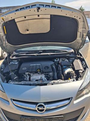 Pelēks Opel Astra 2015 Rokiškis, ar dzinēja tilpumu 1.60 L un nobraukumu 181 tūkst. km par 3100 €, foto 12 vietnē AUTOMOTO.COM.LV