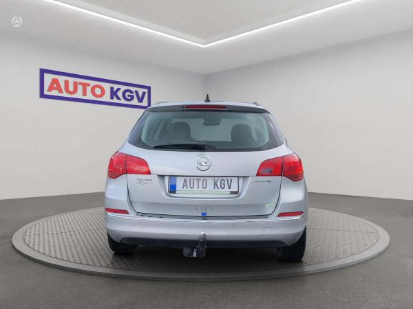 Pelēks Opel Astra 2015 Viļņa, ar dzinēja tilpumu 1.60 L un nobraukumu 196 tūkst. km par 5999 €, foto 4 vietnē AUTOMOTO.COM.LV