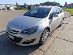 Pelēks Opel Astra 2015 Rīga, ar dzinēja tilpumu 1.60 L un nobraukumu 240 tūkst. km par 3300 €, foto  vietnē AUTOMOTO.COM.LV