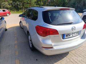 Pelēks Opel Astra 2015 Rīga, ar dzinēja tilpumu 1.60 L un nobraukumu 240 tūkst. km par 3300 €, foto 6 vietnē AUTOMOTO.COM.LV