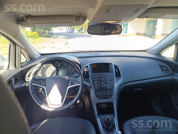 Pelēks Opel Astra 2015 Rīga, ar dzinēja tilpumu 1.60 L un nobraukumu 240 tūkst. km par 3300 €, foto 6 vietnē AUTOMOTO.COM.LV