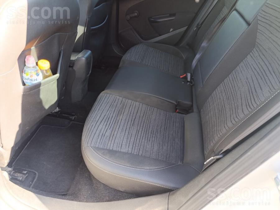 Pelēks Opel Astra 2015 Rīga, ar dzinēja tilpumu 1.60 L un nobraukumu 240 tūkst. km par 3300 €, foto 10 vietnē AUTOMOTO.COM.LV