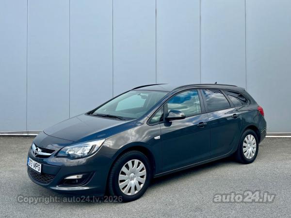Grey Opel Astra 2015 in Tallinn, with an engine capacity of 1.70 L and mileage of 190 thousand km for 4490 €, photo 1 on AUTOMOTO.COM.LV